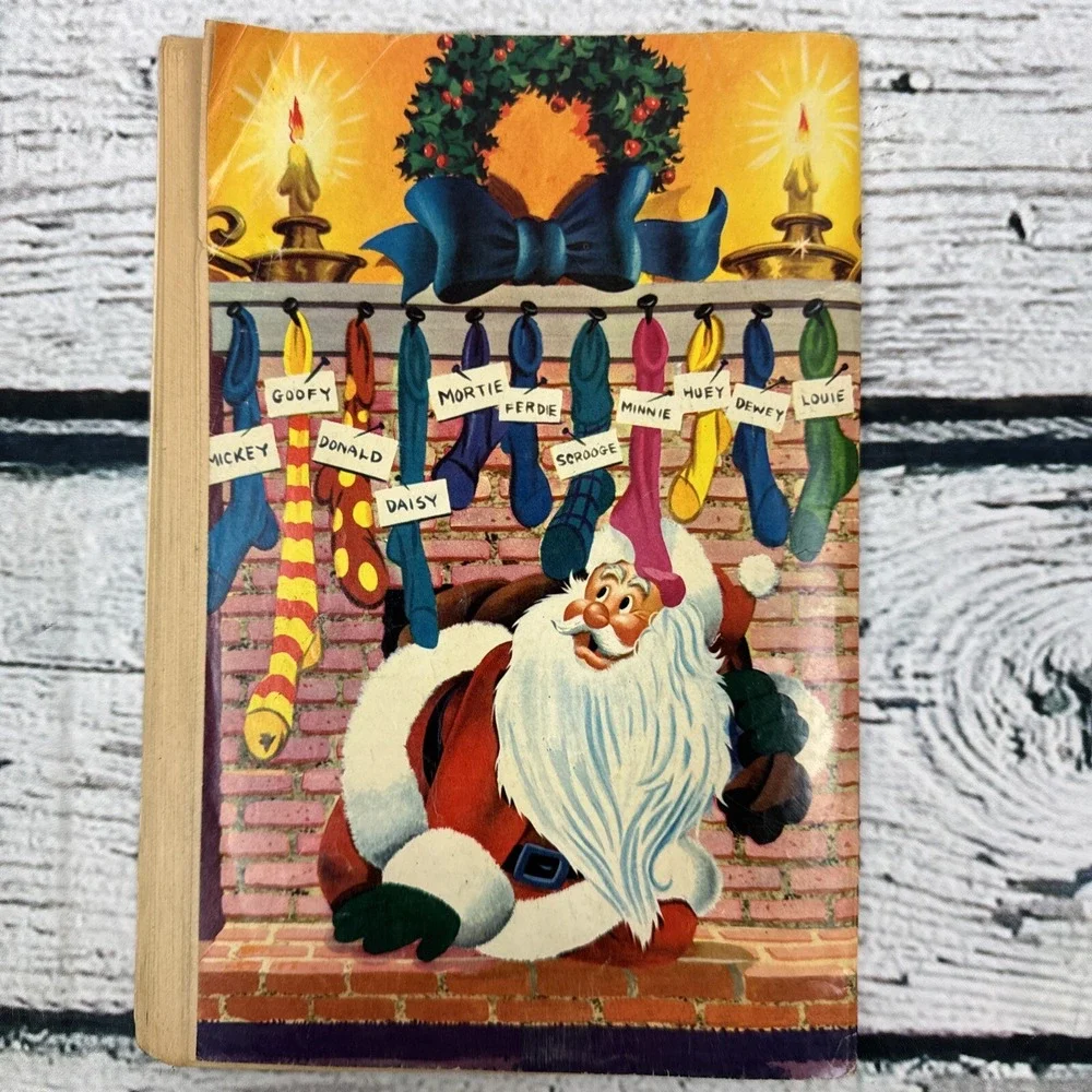 Accents | Walt Disney Christmas Parade 6 Gold Key Giant Comic 196s ...